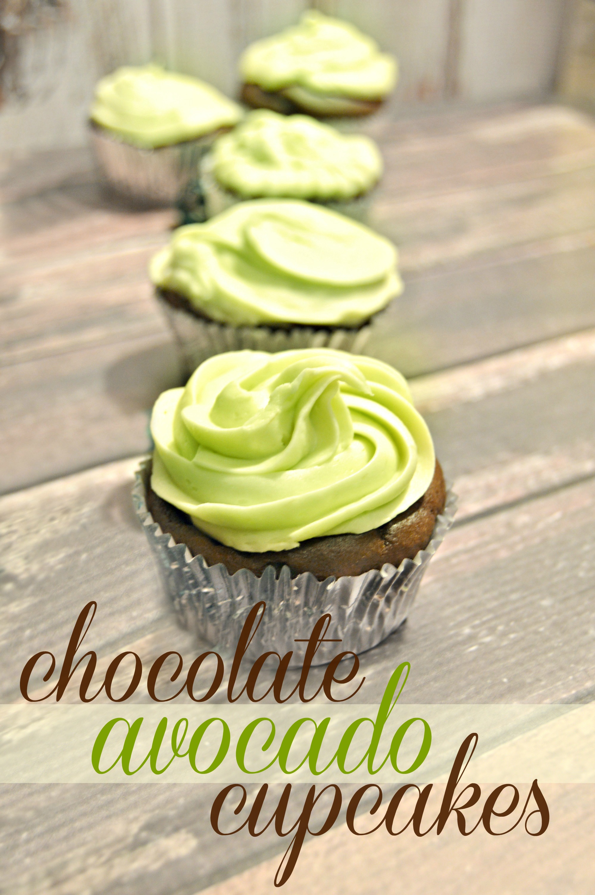 Chocolate-Avocado Cupcakes with Avocado Cream Frosting - Jenny at ...