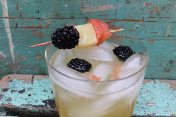 Year Round Arizona Grapefruit Sipper Cocktail Drink Recipe - Jenny at ...