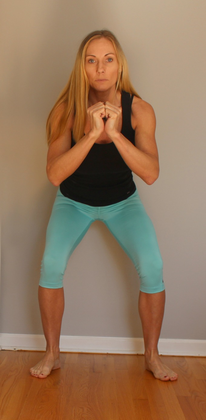 How to Squat with Perfect Form & How to Add Weights - Jenny at dapperhouse